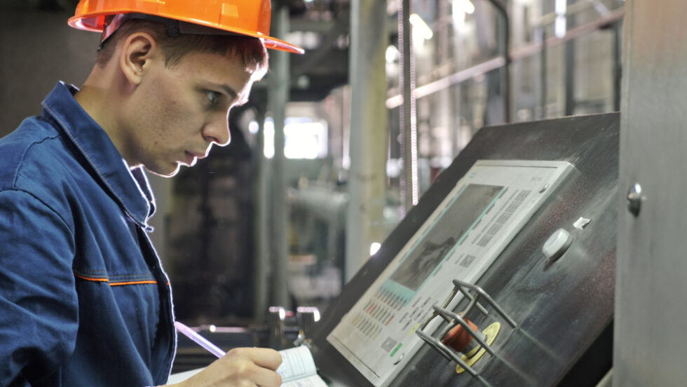 What is an Extrusion Machine Operator? Job Description