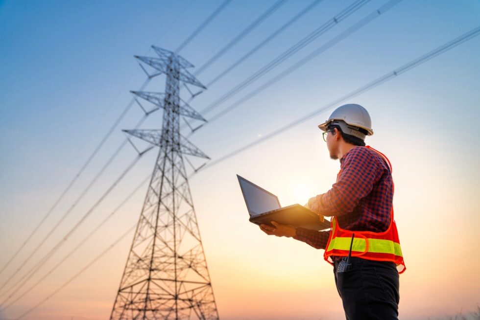 A Guide to Becoming an Electrical Grid Analyst in 2025